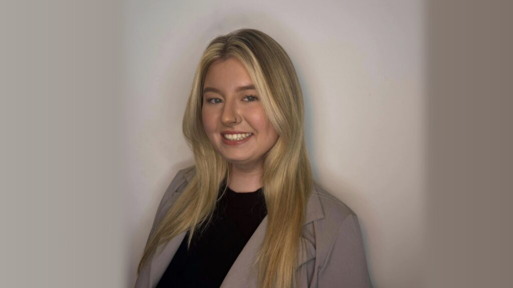 Kelsey Burke - Hello Halo